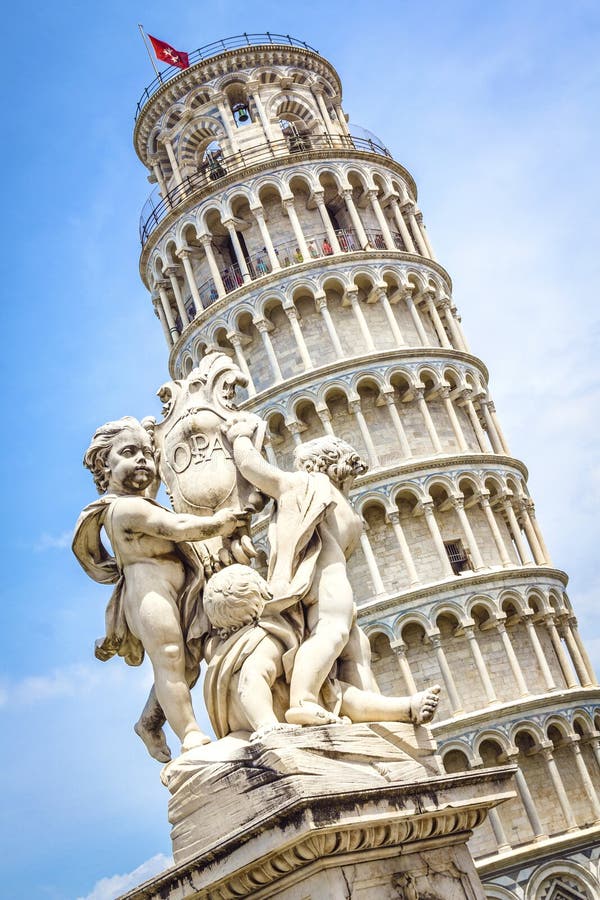Torre Inclinada De Pisa, Itália Foto de Stock - Imagem de turismo, pisa ...
