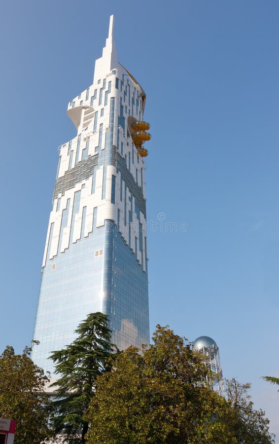 Torre Tecnologico Da Universidade De Batumi Foto Editorial - Imagem de ...