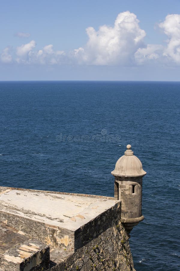 Torreta foto de archivo. Imagen de turismo, pared, felipe - 41101676