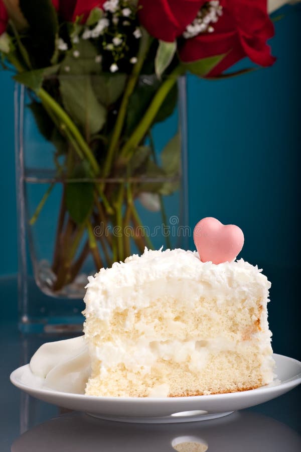 Torta del amor del coco imagen de archivo. Imagen de rebanada - 18291611