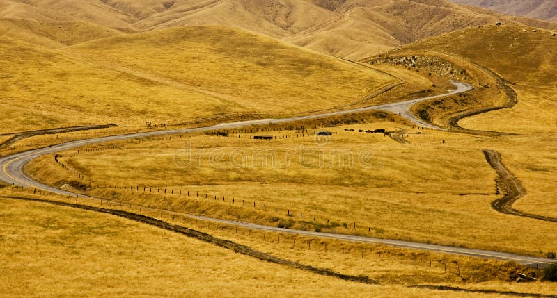 Tortuous road stock image. Image of country, tortuous - 13990791