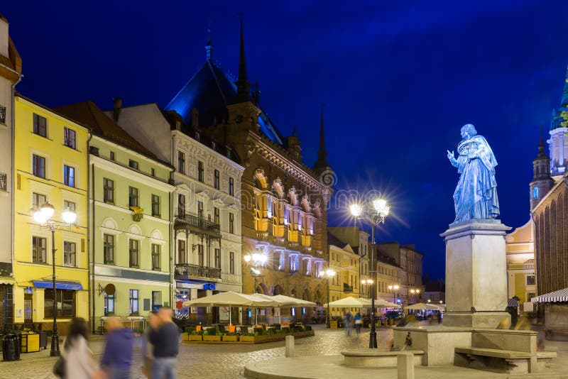 Torun Town Hall and Statue of Copernicus in Evening Stock Image - Image ...