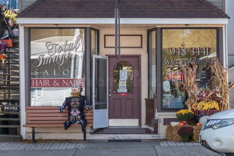 211 Salon Storefront Stock Photos - Free & Royalty-Free Stock Photos ...