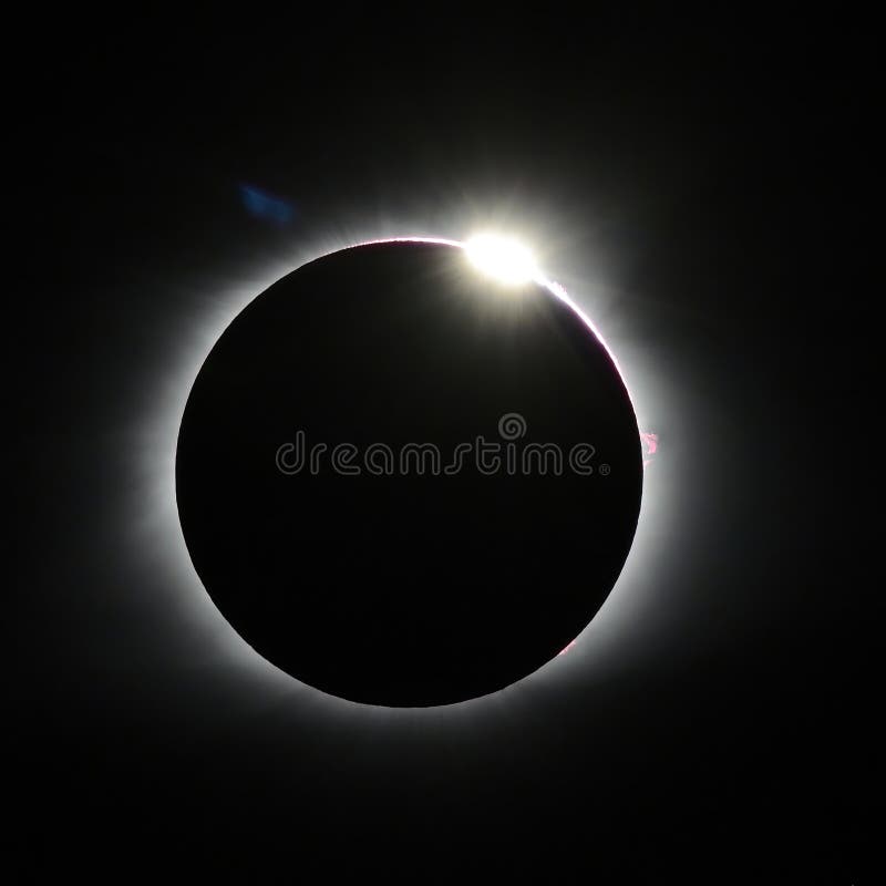 Total Solar Eclipse 2017 with Diamond Ring Effect Stock Photo - Image of eclipse, ring: 214236426
