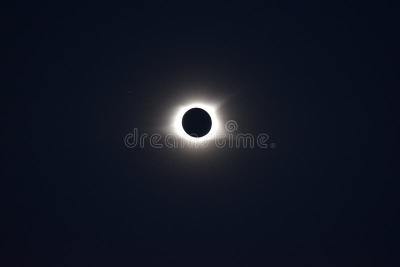 Total Solar Eclipse at Full Totality Stock Photo - Image of dark, halo ...