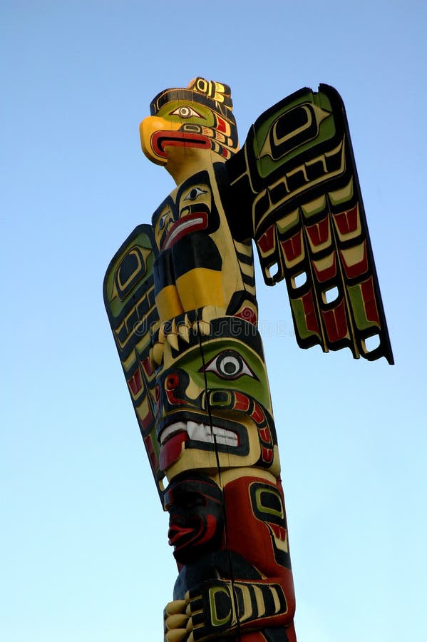 Totem Pole in Canada stock image. Image of indian, aged - 5941679