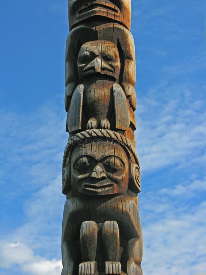 Totem Pole Carvings stock image. Image of legend, form - 28778625