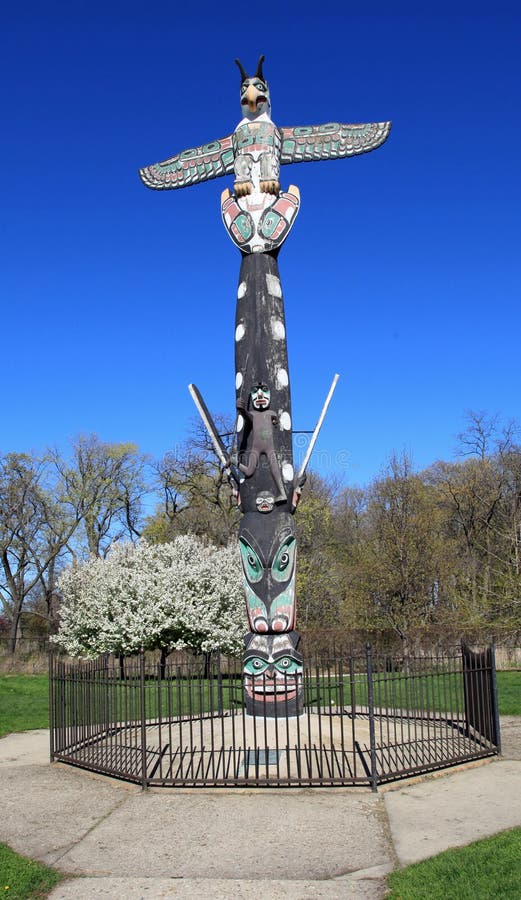 Totem Pole in Chicago stock image. Image of thinderbird - 24299167