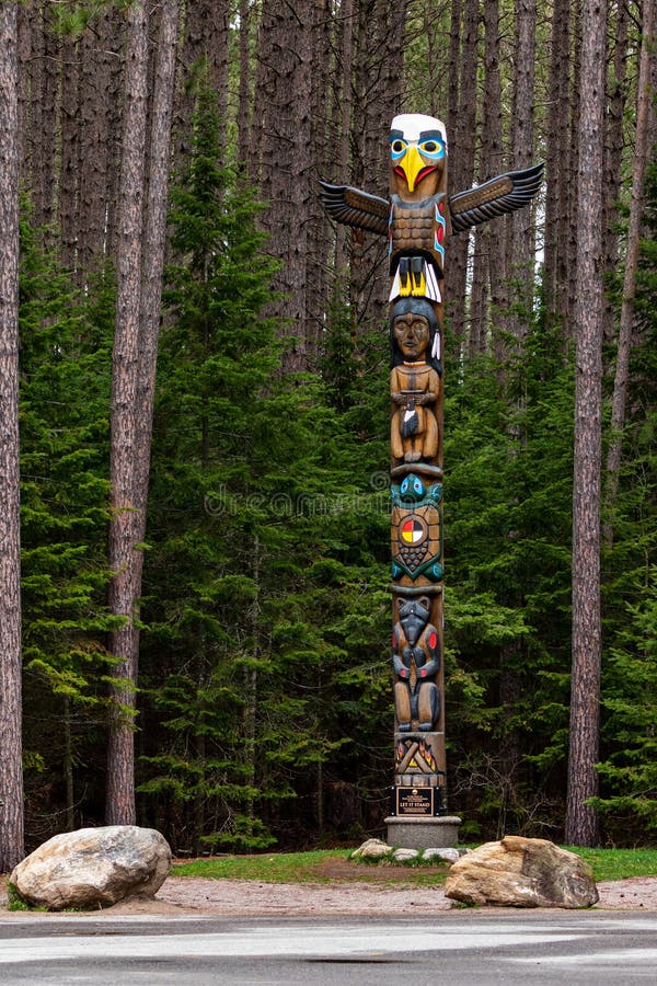 Totem Pole of the First Nations of Canada Editorial Photography - Image ...