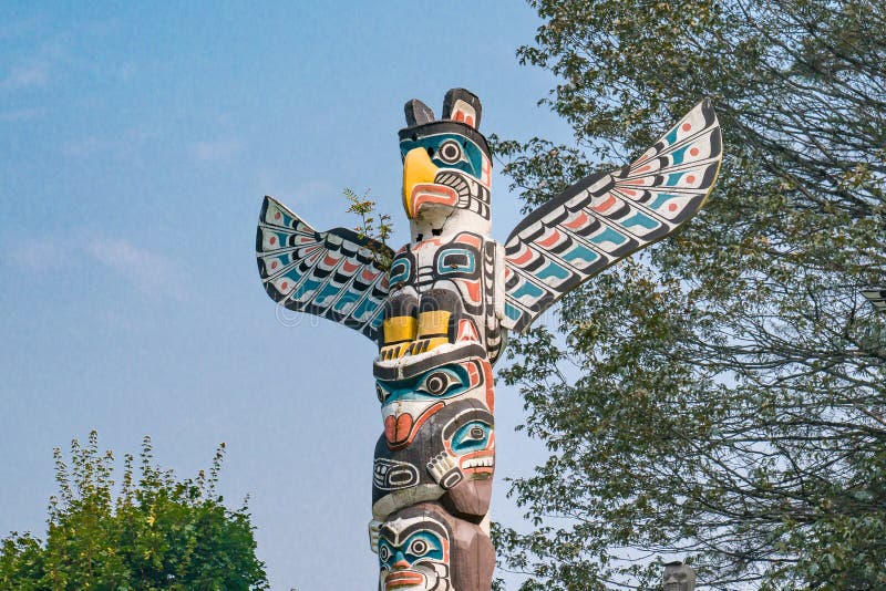Totem Pole in Vancouver, Canada Editorial Photo - Image of ritual ...