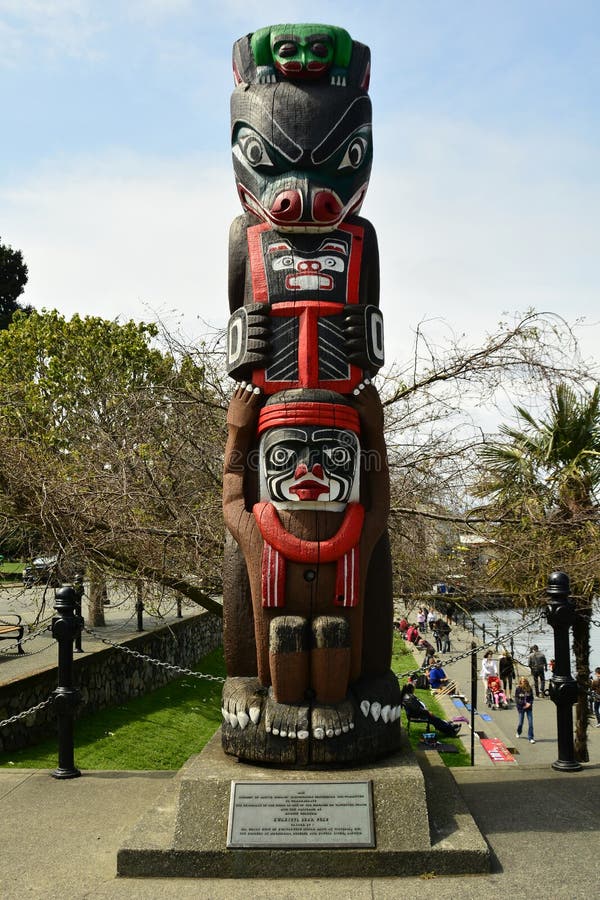Totem Pole,Victoria BC,Canada Editorial Photography - Image of wooden ...