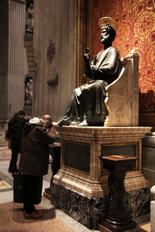 Touching the Foot at the Statue of Three Lies Editorial Stock Image ...