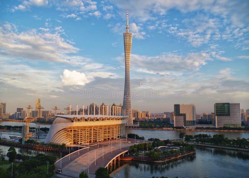 La Tour De Guangzhou En Chine Photo stock - Image du asiatique ...