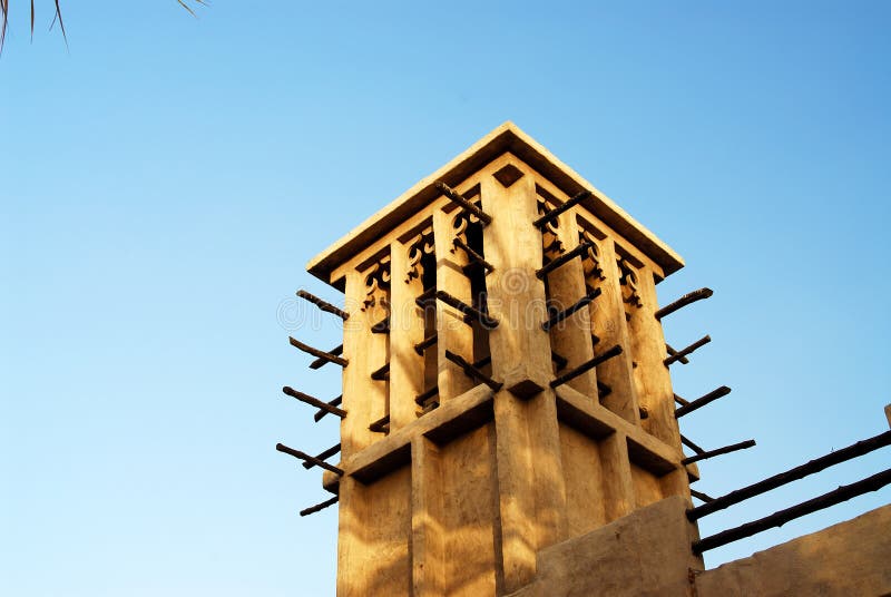 Vieille tour de vent image stock. Image du arabe, tour - 5036973