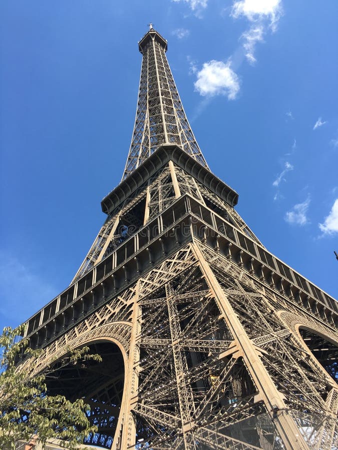 Tour Eiffel Paris Ground Viewpoint Stock Photo - Image of ground, tour ...