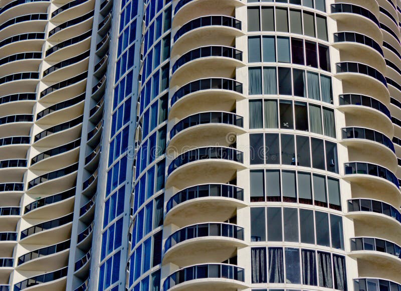 Tour moderne photo stock. Image du moderne, ciel, architecture - 6031004