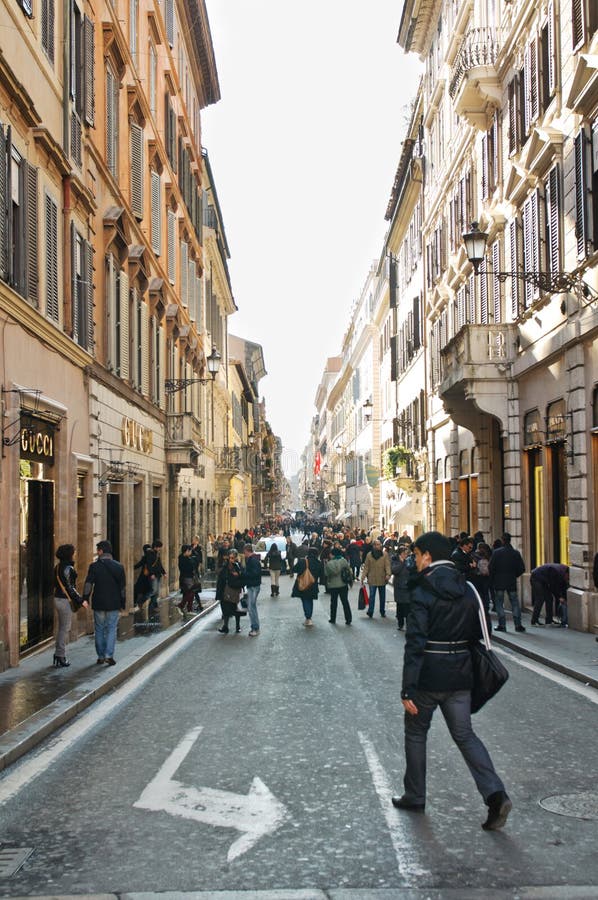 Tourist and Inhabitants Walking in Rome Editorial Image - Image of ...