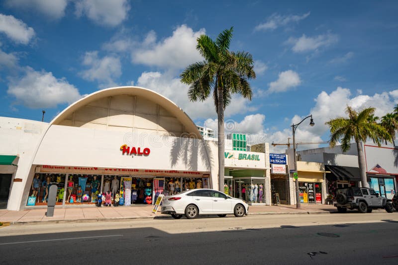 Tourist Shops Miami Beach Collins Avenue Editorial Photo - Image of ...