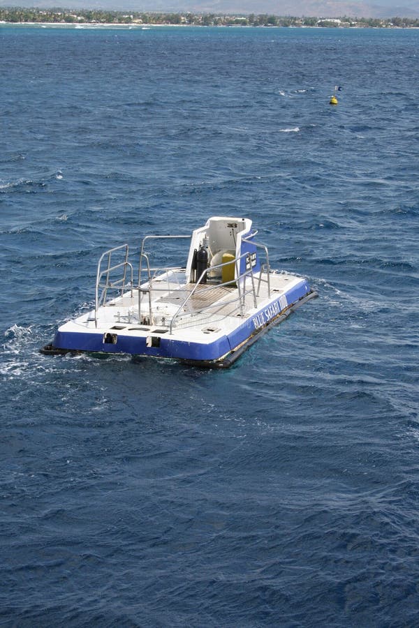 Tourist submarine editorial stock photo. Image of cruise - 22257528