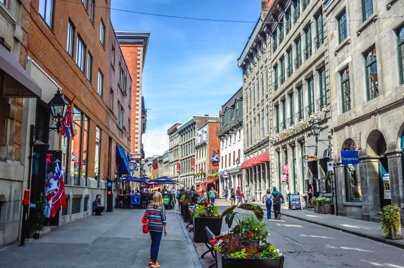 Touristes Sur La Place De Jacques Cartier Image éditorial - Image du ...