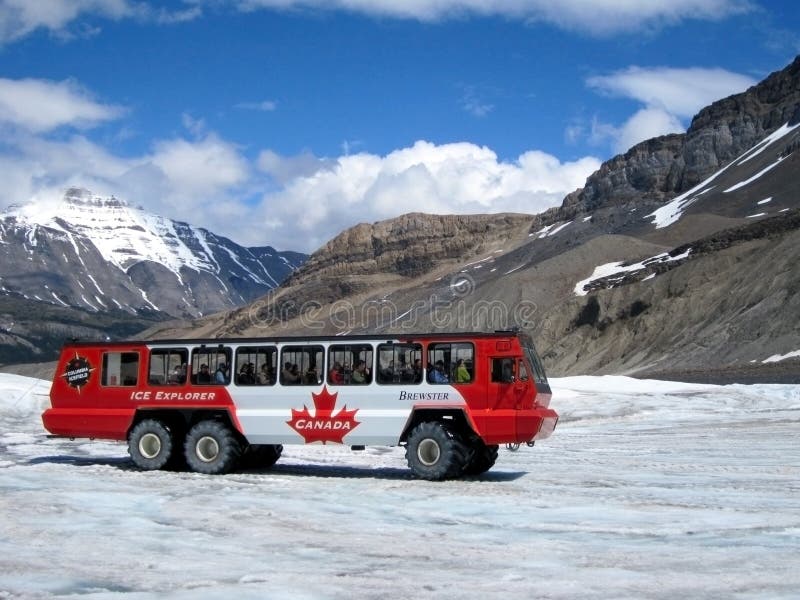 Tourists Bus at Snow Dome Glacier, Canada Editorial Photo - Image of ...