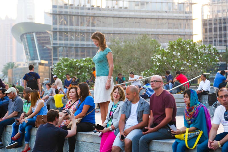 Tourists in Dubai editorial stock photo. Image of colour - 84129668