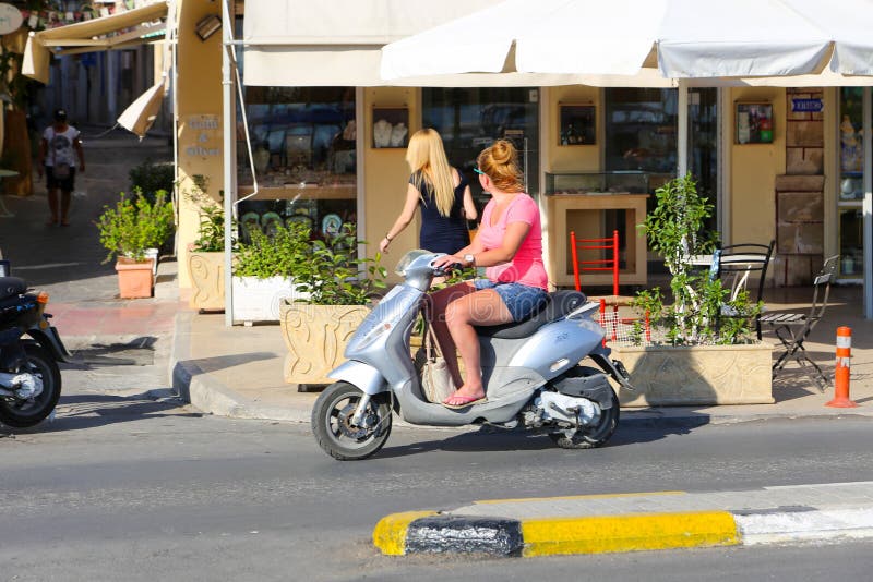 Tourists Enjoy at Athens , Greece Editorial Photo - Image of enjoy ...