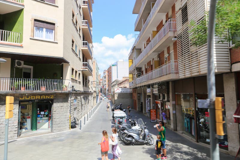 Tourists Enjoy at Barcelona, Spain Editorial Stock Photo - Image of ...