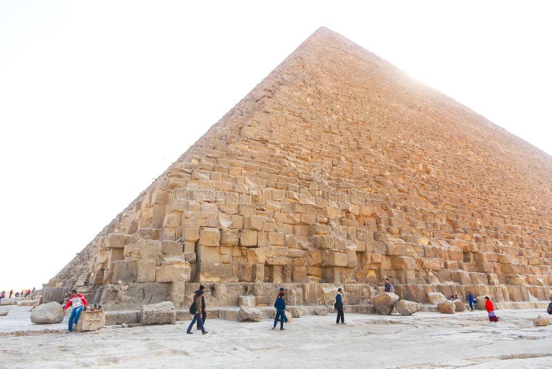 Tourists at Pyramids - Egypt Editorial Photo - Image of charcoal, pipe ...
