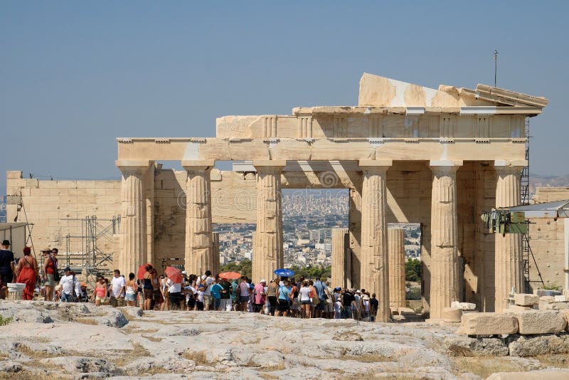 Tourists Visiting the Acropolis Editorial Photo - Image of akropoli ...