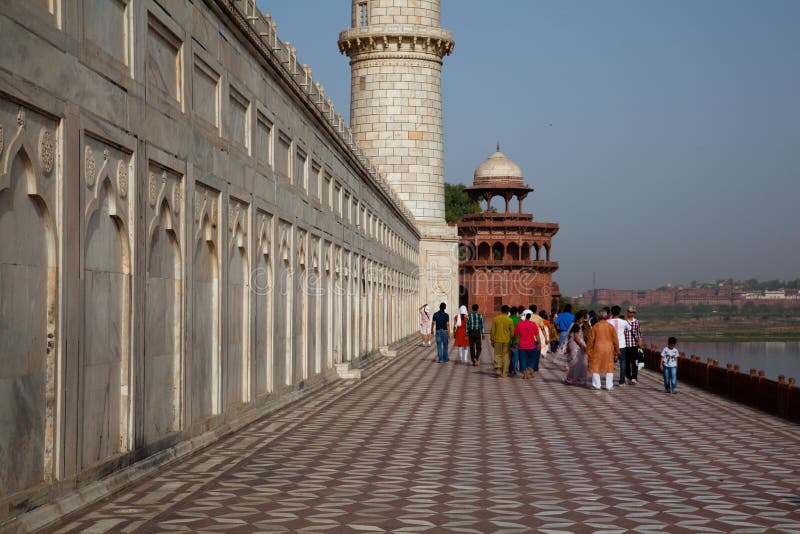 Tourists Walking Around the Base of the Taj Mahal Editorial Stock Photo ...