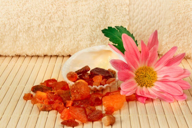 Towel, Shell Amber and a Flower Stock Image - Image of like, treatment ...