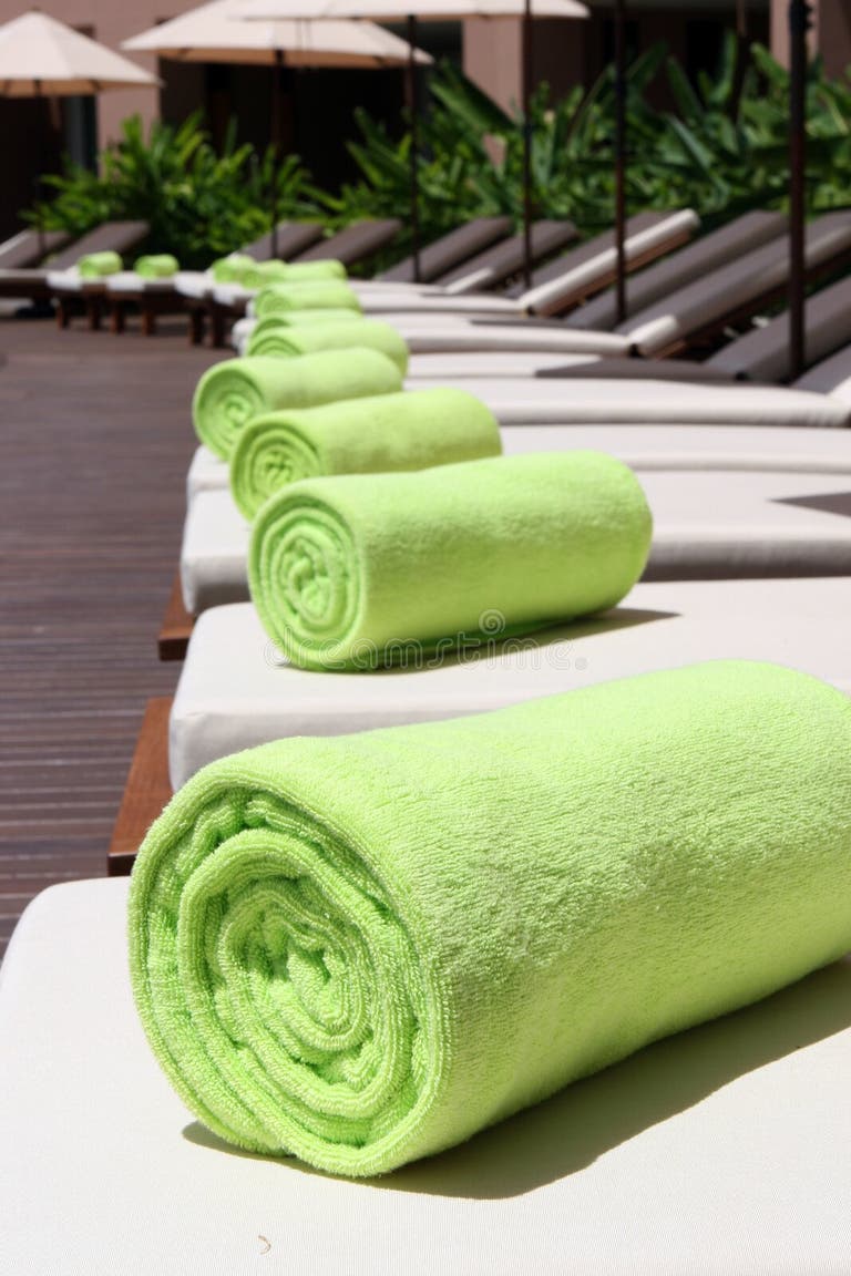 313 Luxury Designer Towels Stock Photos - Free & Royalty-Free Stock ...