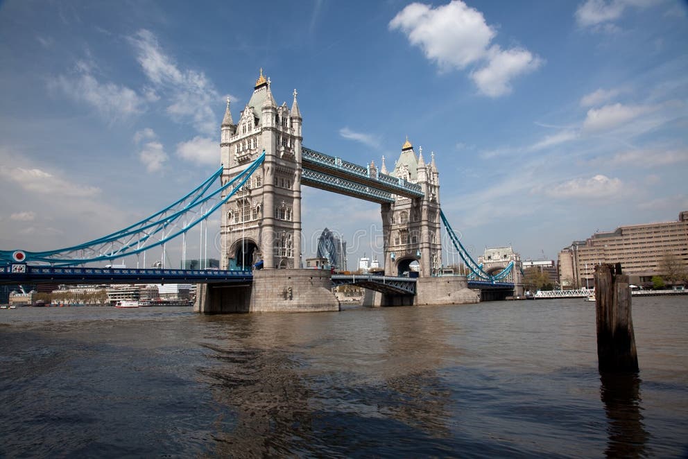 Tower Bidge stock image. Image of england, crossing, river - 15287073