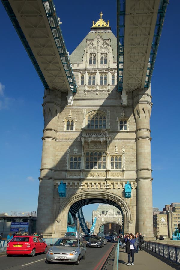 Tower Bridge Arch View with Cars, London Editorial Stock Photo - Image ...