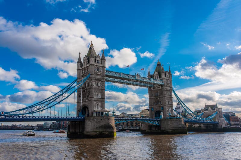 Tower bridge editorial stock photo. Image of connection - 56731408