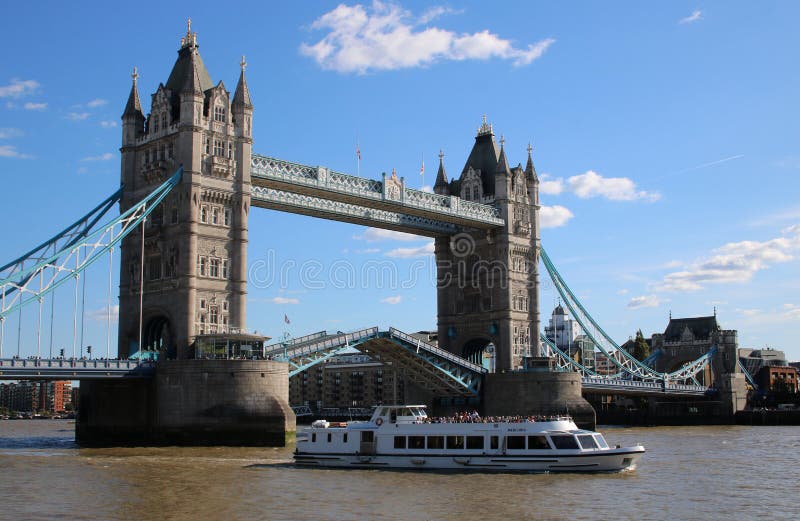 Tower Bridge Opening Over River Thames, London Editorial Stock Image ...