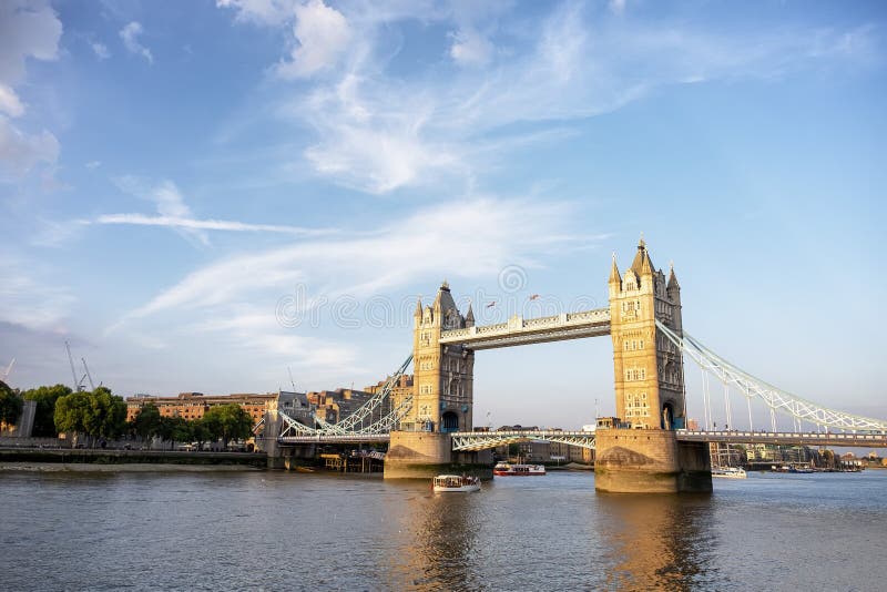 Tower Bridge Over the River Thames, with the Warm Light of Sunset ...