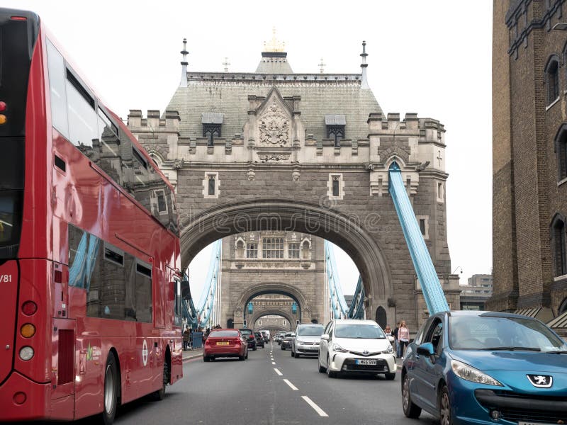 Tower Bridge editorial stock image. Image of skyline - 102177584