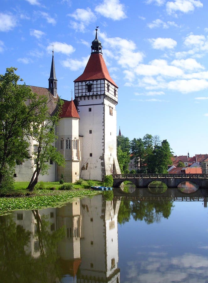 Tower of the castle stock image. Image of water, religion - 5476939