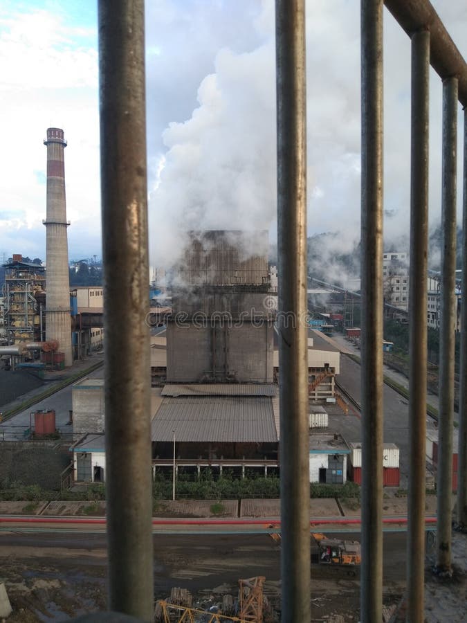 Tower Construction Industry Editorial Image - Image of iron, track ...