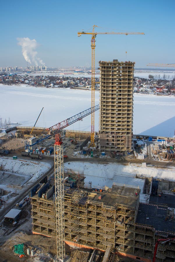 Tower Cranes Over Skyscraper Editorial Stock Image - Image of building ...