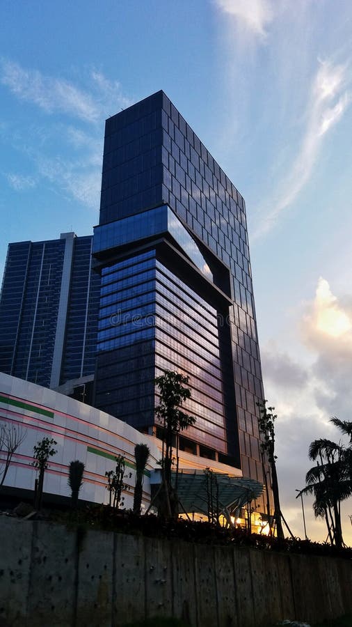 Asymetrical Building Frog Eye View Stock Photos - Free & Royalty-Free ...