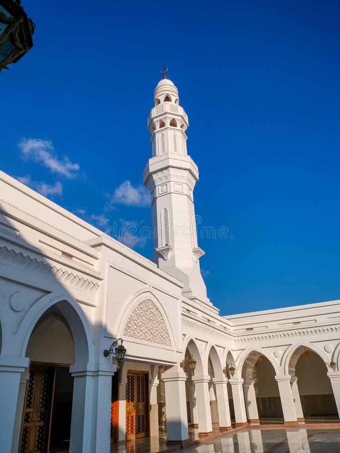 The Tower of the Khandaq Mosque in a Sunny Day Editorial Stock Image ...