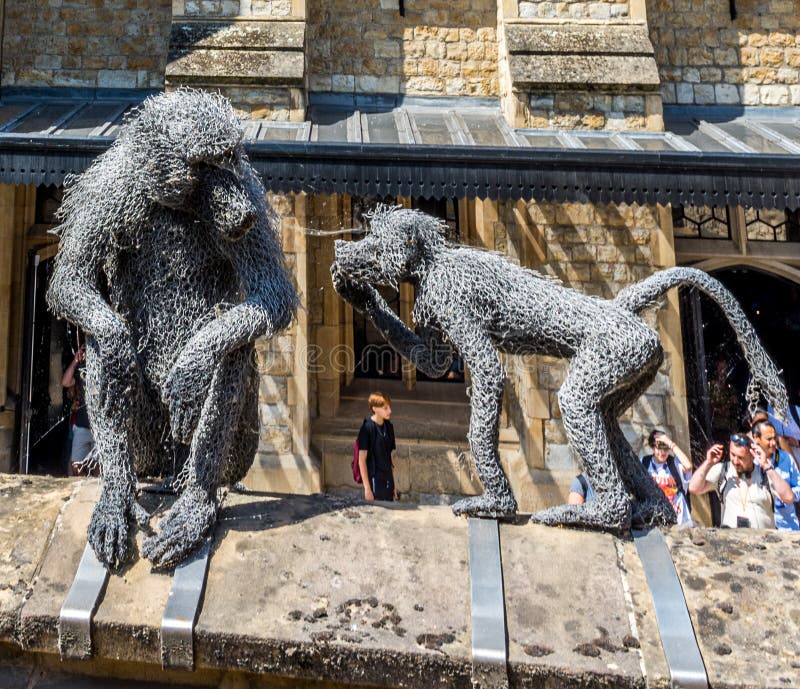 The Tower of London Exotic Animal Sculptures Editorial Photography ...