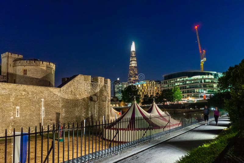 Tower of London at Night, England, UK. Editorial Photo - Image of ...