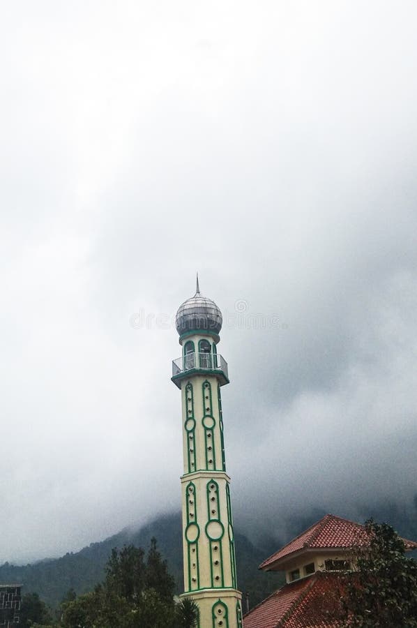 Tower mosque and sky stock image. Image of vehicle, lighting - 212573793