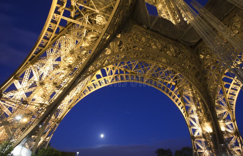 Tower at night editorial photo. Image of eiffel, capital - 49048206