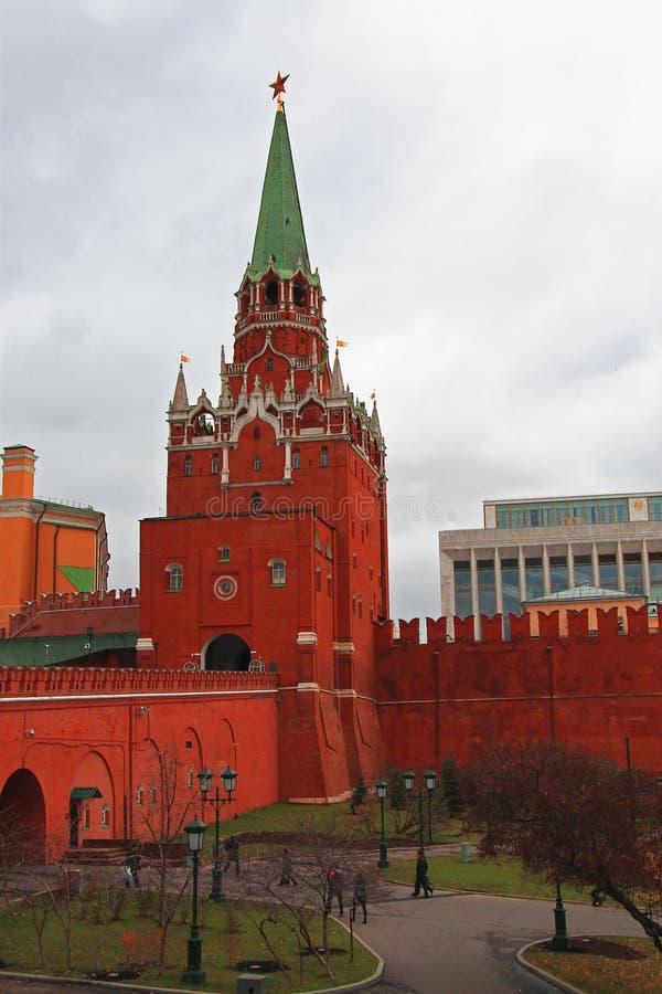 Spasskaya Clock Tower in the Kremlin Red Square Moscow Stock Photo ...