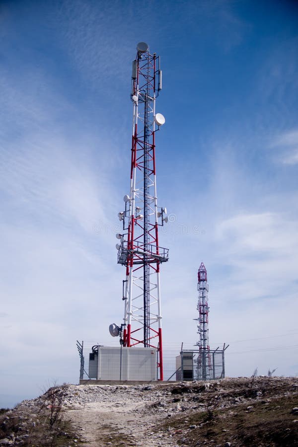 Verizon Wireless Mobile Cell Tower Editorial Stock Photo - Image of ...